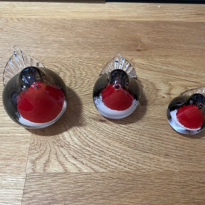 Art Glass Remembrance Robin on Base With Encased Ashes - Etsy UK