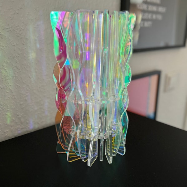 Iridescent Abstract Wavy Table Lamp | Colorful Reflections, Lamp for ...