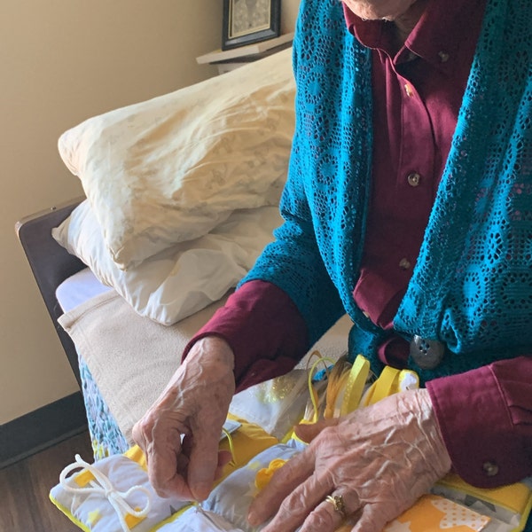 Dementia Activities, Big Busy Cube for Senior, Gift for Grandparent ...