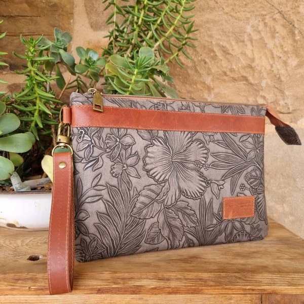 Escape-pod Travel Collection PDF Sewing Pattern. Weekend Bag and Travel ...