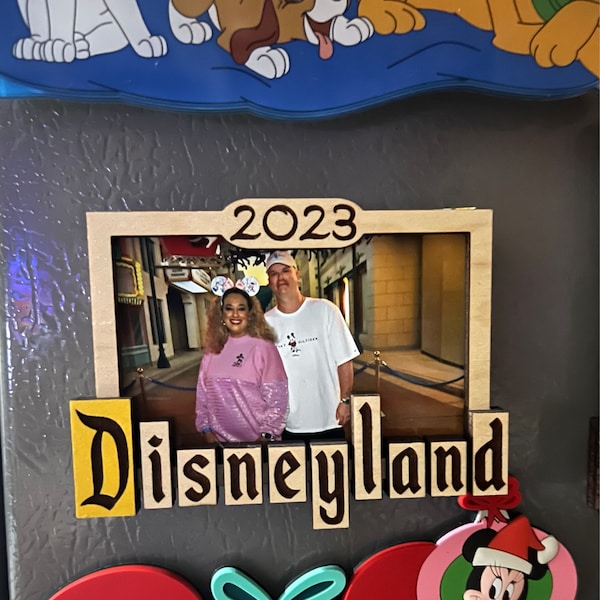 Disneyland Sign Photo Frame Magnet - Etsy