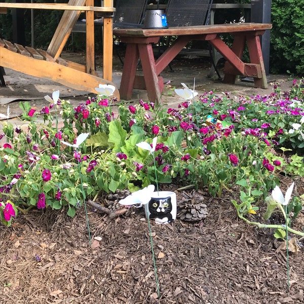 12 Cabbage Moth Decoy, White Butterfly on Stake, Cabbage Moth Decoys - Etsy