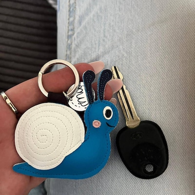 Cute Bird Keychain, Bird Bag Charm, Faux Leather Animal Keychain, Lucky ...