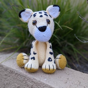 Snow Leopard Crochet Pattern, Cheetah Crochet Pattern, Cat Crochet ...