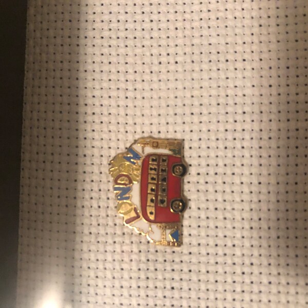 Chester Coat of Arms Crest Heraldic Lapel Pin Badge Brooch - Etsy