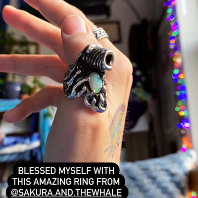 Victorian Daisy Sterling Silver Repoussé Vinaigrette Pendant - Etsy