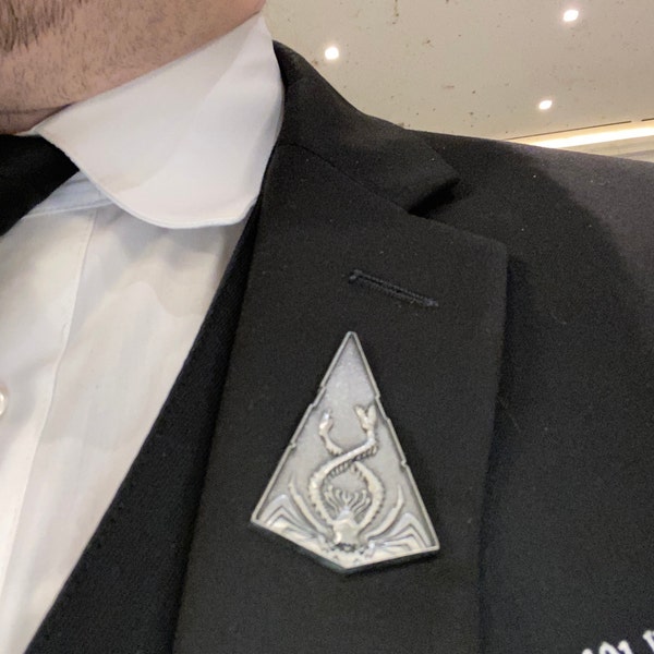 Chimera Thrawn Emblem Pin - Etsy