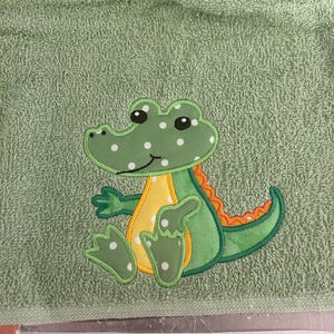 Alligator Applique Machine Embroidery Design Digital Pattern Instant ...