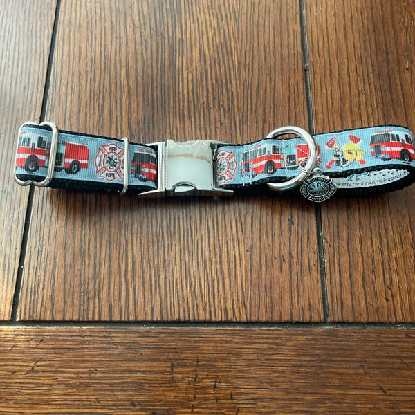 AGILITY Collar the Blues - Etsy