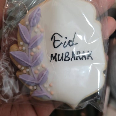 Happy Eid Sugar Cookies With Royal Icing.personalized Eid Gift Box Idea ...