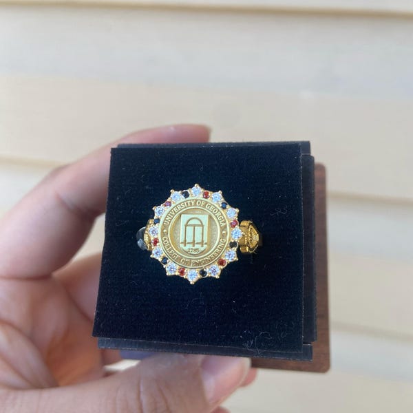 Solid Gold Women's College Ring , High School Rings , Graduation Ring ...