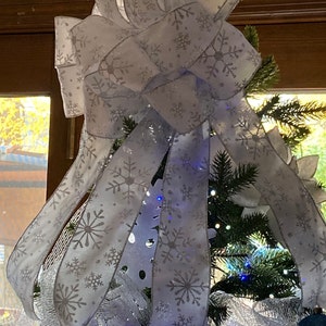 White Tree Topper / Christmas White Decorative Bow / Snowflakes White ...