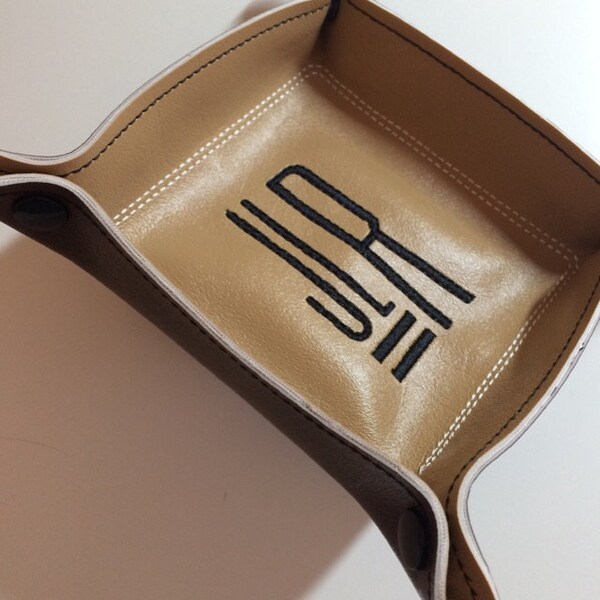 Two Line Dash Underline Accent Add on Monogram Frame Vintage Style ...