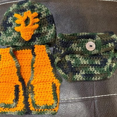 CROCHET PATTERN Camo Baby Girl Outfit, Baby Camo, Baby Hunting, Baby ...