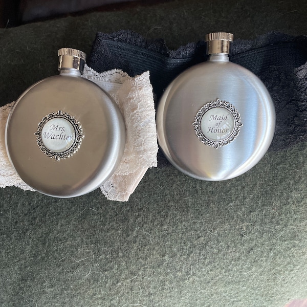 Round Flask Garter, Garter Flask, Ivory Lace Garter, Round Flask Garter ...