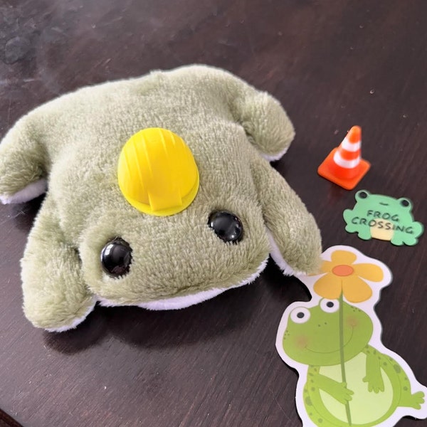 Frog Plush Ready to Ship// Pocket Frog Plushie// Bean Bag Frog// Toad ...