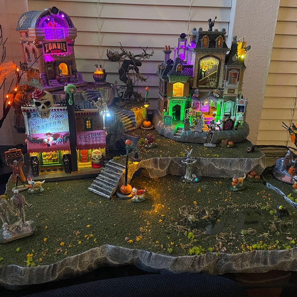 4 Foot Spooky Town Mountain Background Display Lemax, Dept 56, Mountain ...