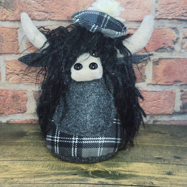 HIGHLAND COW Gnome Sewing Pattern, Cow Sewing Patterns, Scottish Cow ...