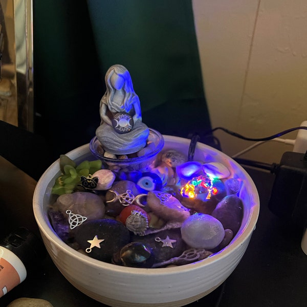 Triple Moon Goddess Statue - "goddess Hecate" - Moon Goddess Mini ...