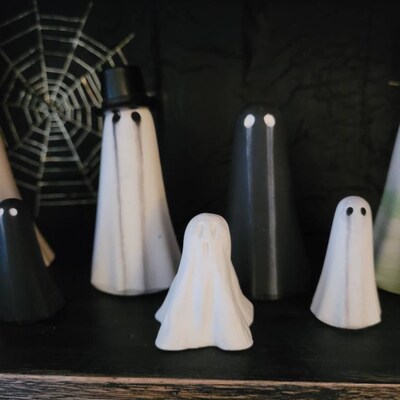 Mini Ghost Figurine - Etsy