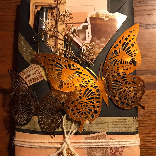 Blind Date With A Book | Book Lover Gift | Booklover Surprise Book Gift ...