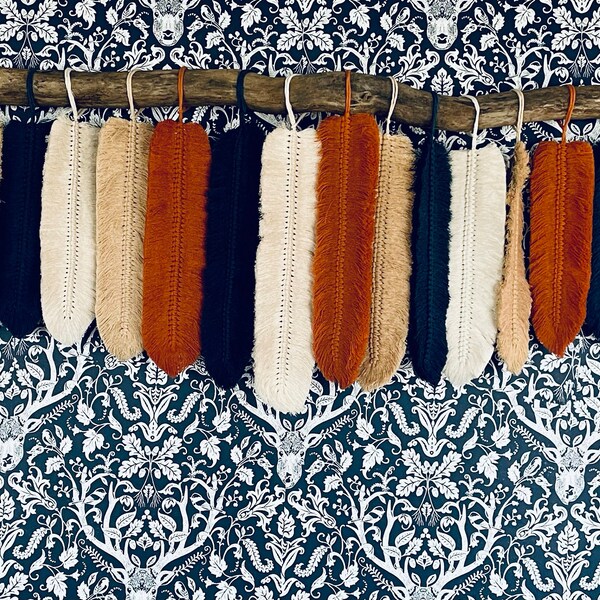 Feather Wall Hanging in Boho Style Macrame Leaf Custom Feather Colors ...