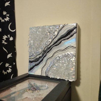 Resin Geode Art, White and Gold Geode Wall Art, 3D Geode Painting ...