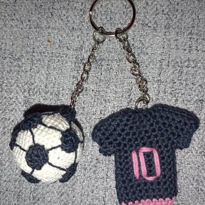 Football Keychain Crochet Pattern,t-shirt Keychain Pdf, Easy Crochet ...
