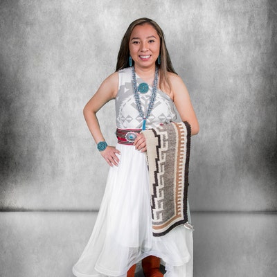 30 White Concrete Wall Portrait Background Portrait - Etsy Canada