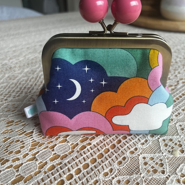 Metal Frame Coin Purse With Color Bobble Heart Flowers in Pecan Color ...