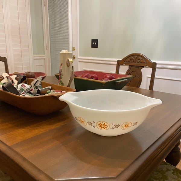 Vintage Mansfield Holiday II 8 Mm Movie Camera Tripple Lense Light ...