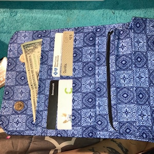 Weekend Market Phone Wallet Sewing Pattern // Clutch / Phone Pouch ...