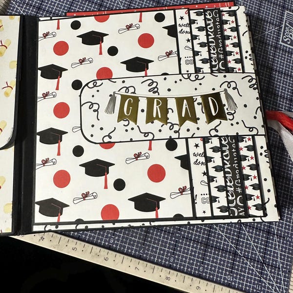 Graduation Digital Paper Pack - Scrapbooking Papers - Class of 2025 ...