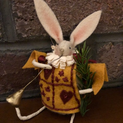 DIY KIT White Rabbit Ornament Alice in Wonderland by Cheswickcompany - Etsy
