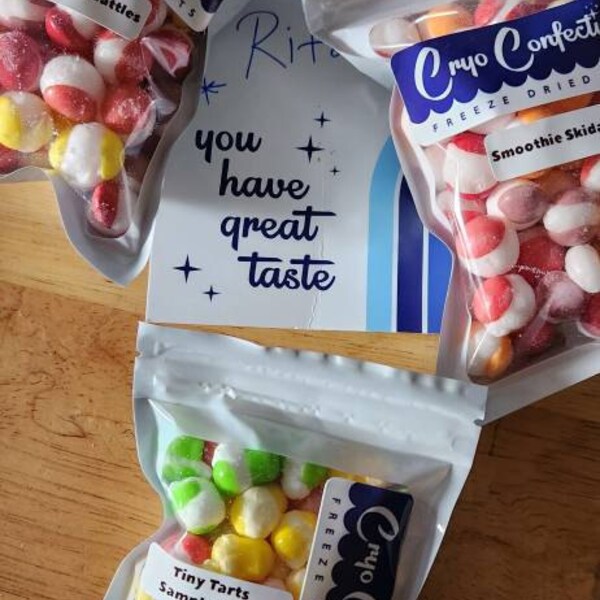 Freeze Dried Blue Raspberry Taffy Nugs Freeze Dried Candy - Etsy