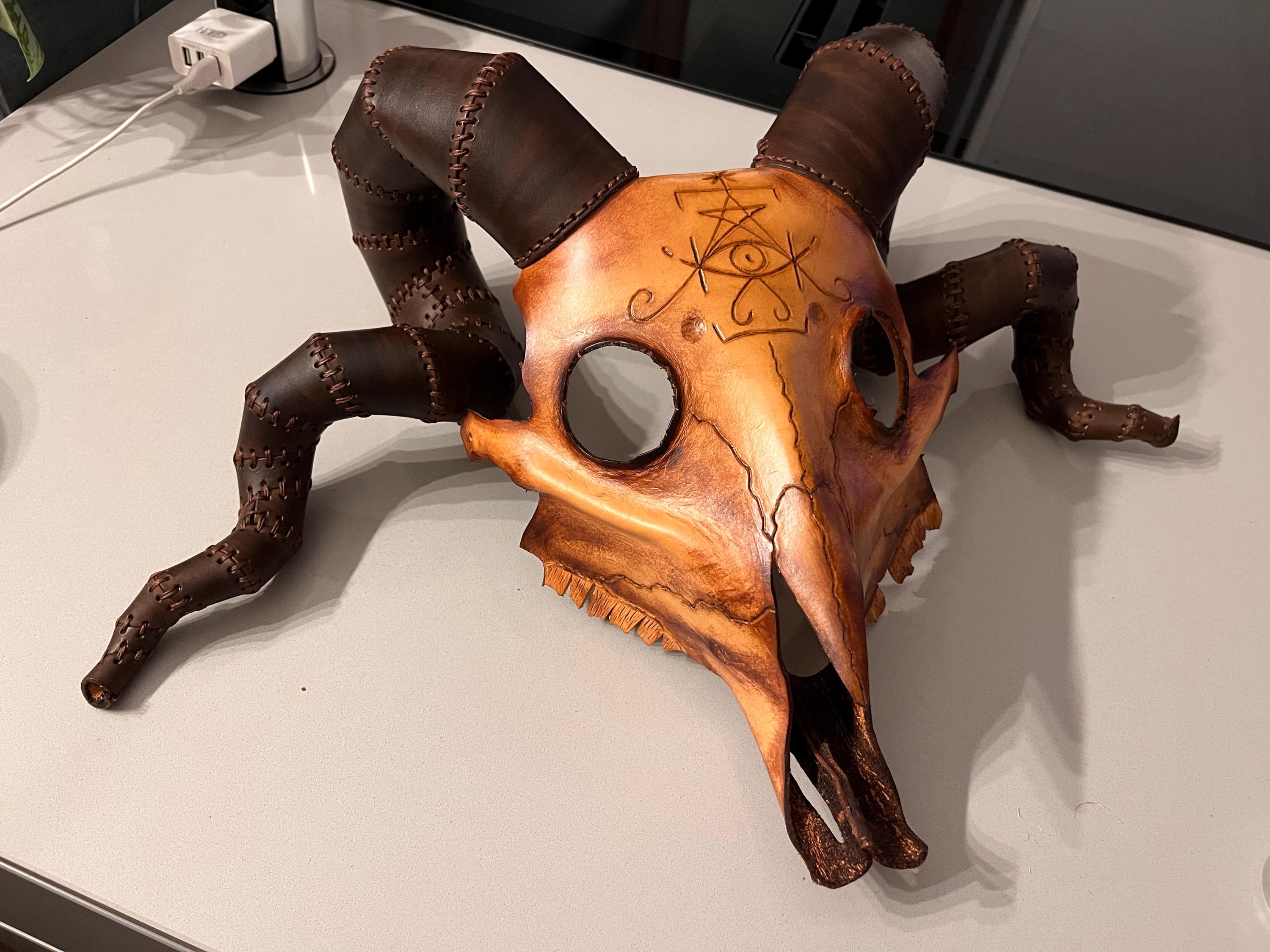 Pagan skull mask leather pattern PDF - by LeatherHubPatterns