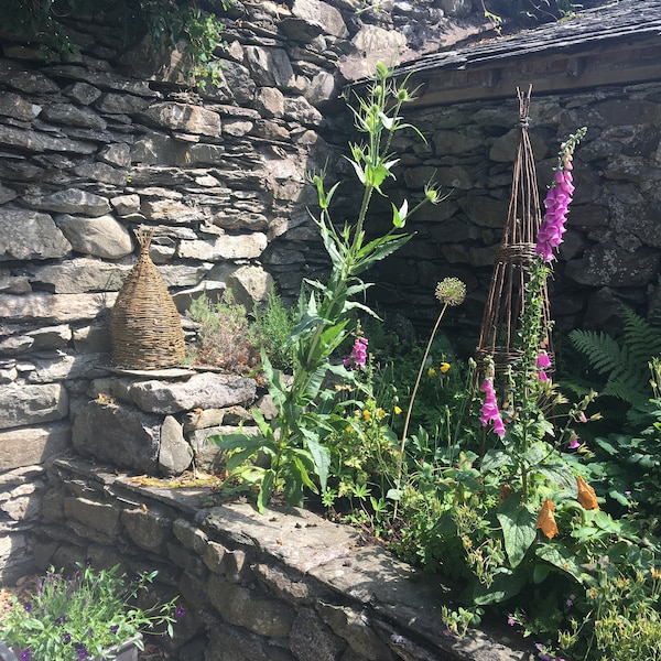 Traditional Bee Skep, Straw Beehives Swarm Collecting Skeps, Eco ...