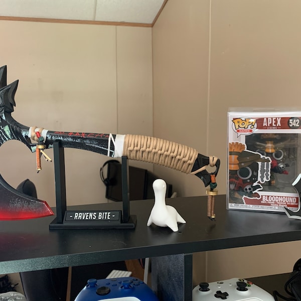 Bloodhound Raven's Bite Heirloom 1:1 Weighted Replica Apex Legends ...