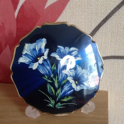 Stratton Musical Compact, Gold Tone Powder Compact With Sifter, Ladies ...