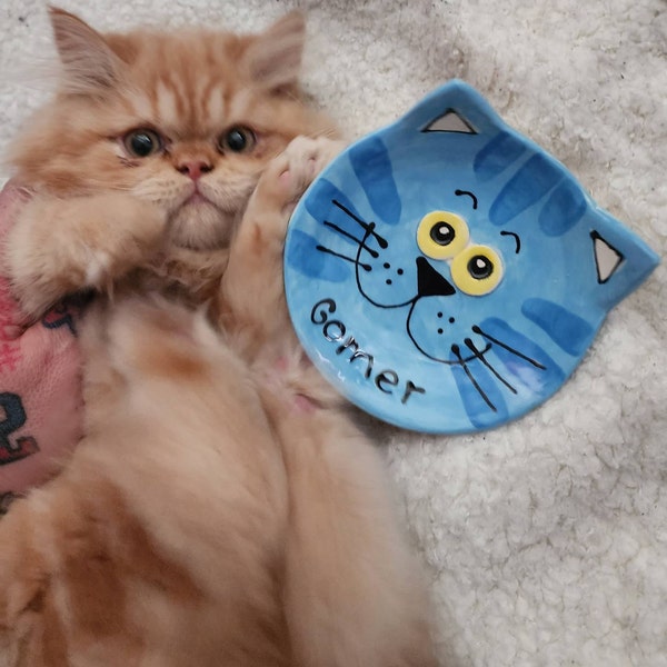 Personalized Cat Dish: Handmade Pottery Bowl, Custom Pet Portrait - Etsy