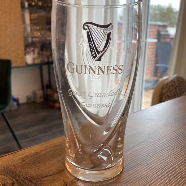 Engraved Guinness Pint Glass - Personalised Gift for Dad or Grandad ...
