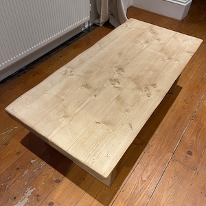 Waney / Live Edge Coffee Table Rustic Tudor Oak Solid Wood Chunky Low ...