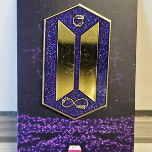 BTS Enamel Pin: Singularity BTS V, Taehyung, Kim Taehyung - Etsy