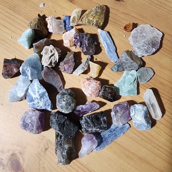 Sodalite 7 Piece Gemstones Natural Blue & White Crystal Mineral ...