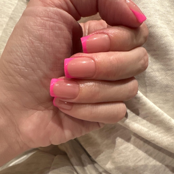 CLASSIC | Luxury, Durable + Reusable Press on Nails | Short Square ...