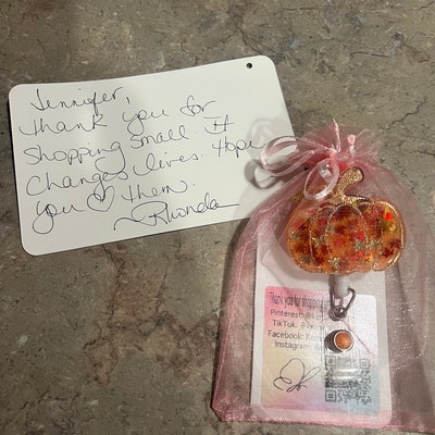 Cute Leaf and Pumpkin Nurse Badge Reel, Fall Resin Pressed Flower RN ...