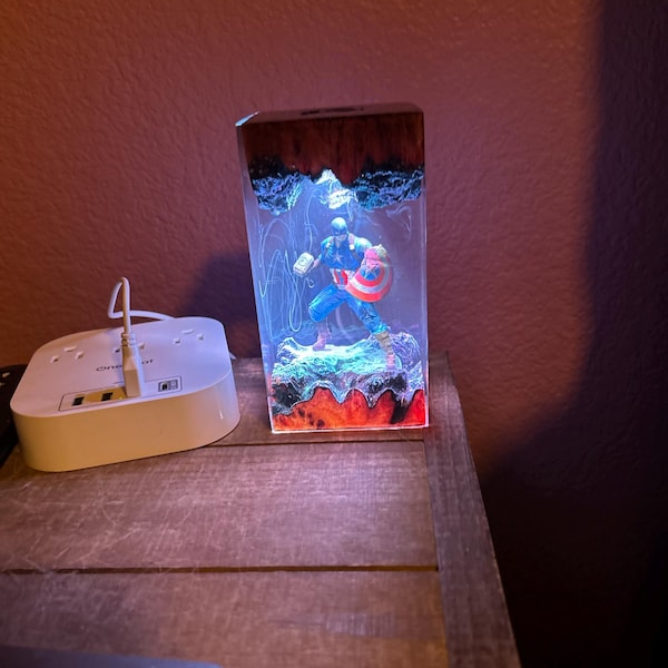 Captain Epoxy Lamp, Super Hero Diorama Lamp, Custom Captain Movie Epoxy ...
