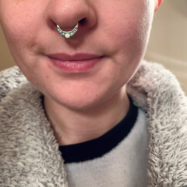 Daith Clicker , Septum Clicker Ring ,set With Beautiful White Opals 16g ...