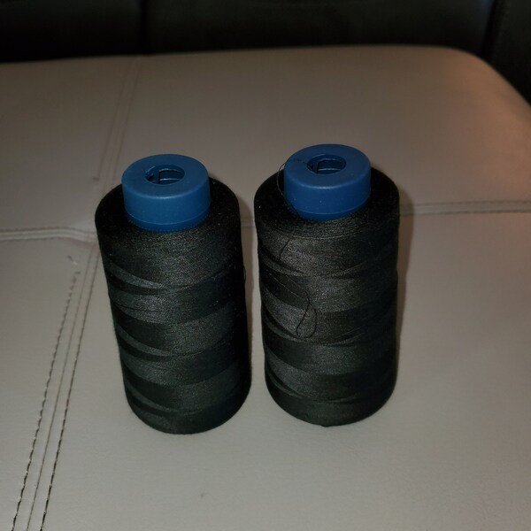 2600 Yards Spools Cone Shaped of White or Black Polyester High Tenacity ...