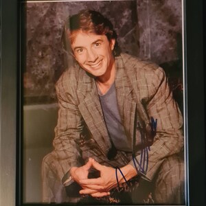 Bella Hadid MODEL in Person Signed Photo - Etsy